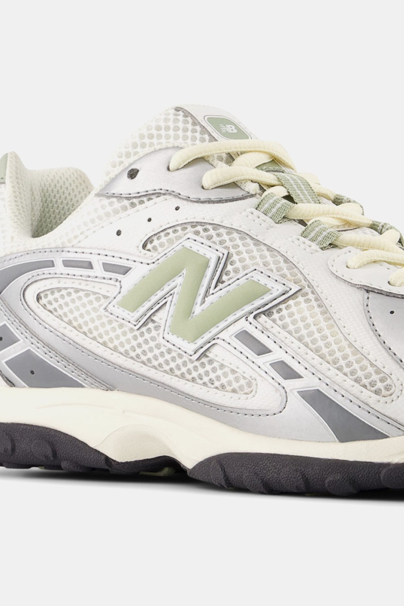 New Balance 204L - Silver Metallic/Garter Snake | Reede